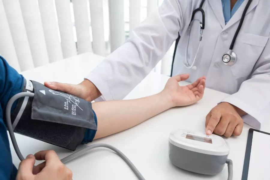 Tekanan Darah 130/100 Apakah Normal? Cek Faktanya!